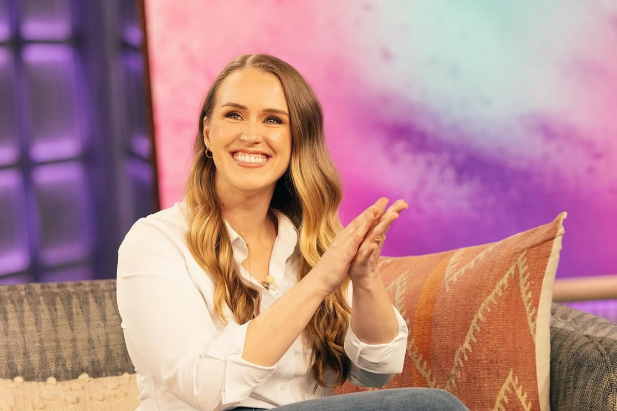 Influencer Jen Hamilton Sparks Divorce Frenzy After Tearful Video Hints ...